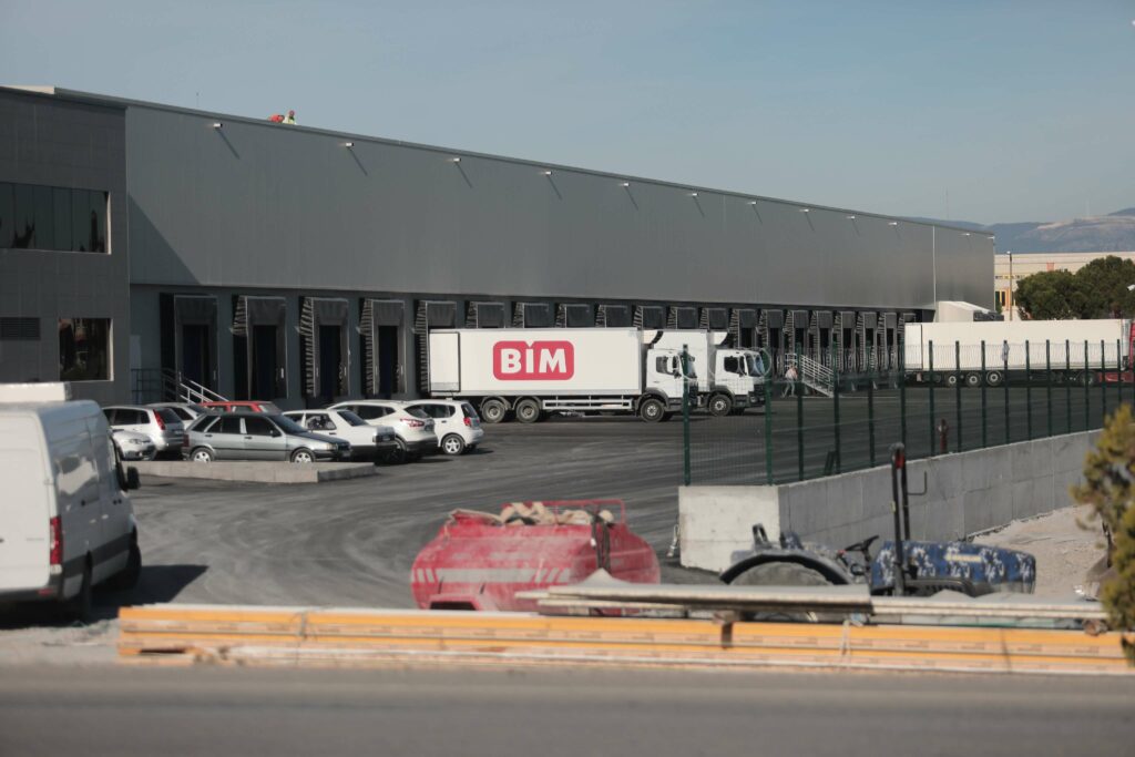 Bim (BIMAS) 2. Çeyrekte 4,19 Milyar TL Net Kâr Açıkladı - Midas