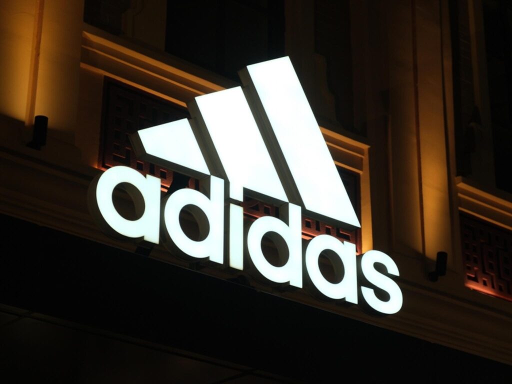 Adidas'ın 2024 geliri arttı - Midas