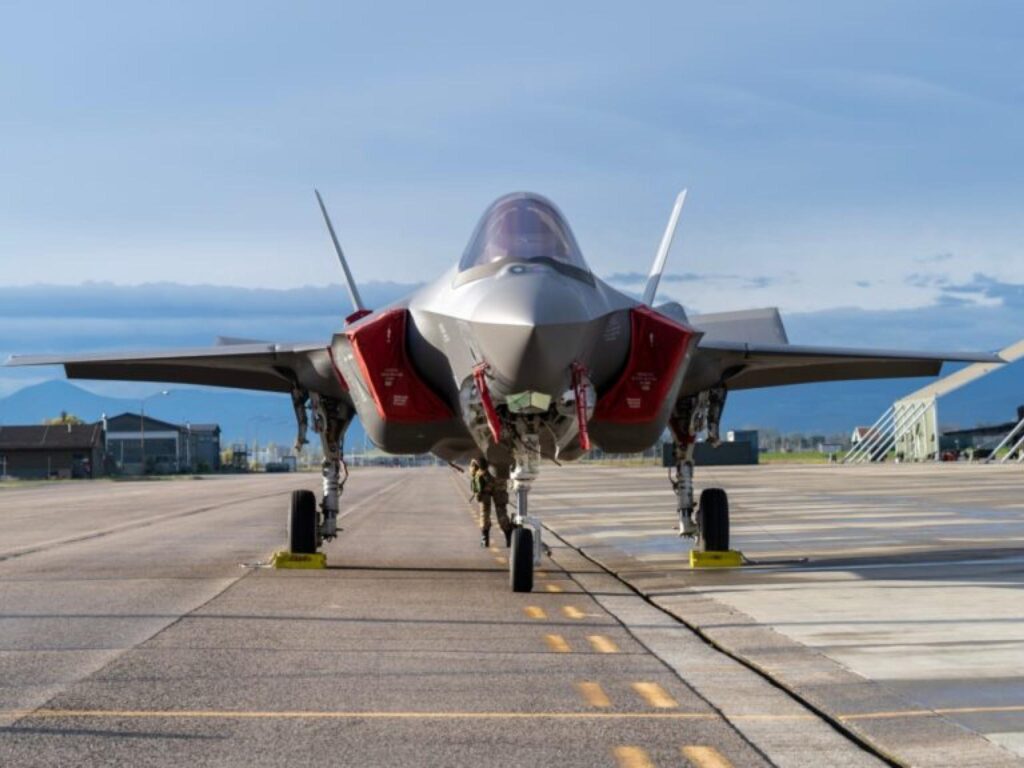 Lockheed Martin kâr öngörüsünü sabit bıraktı - Midas